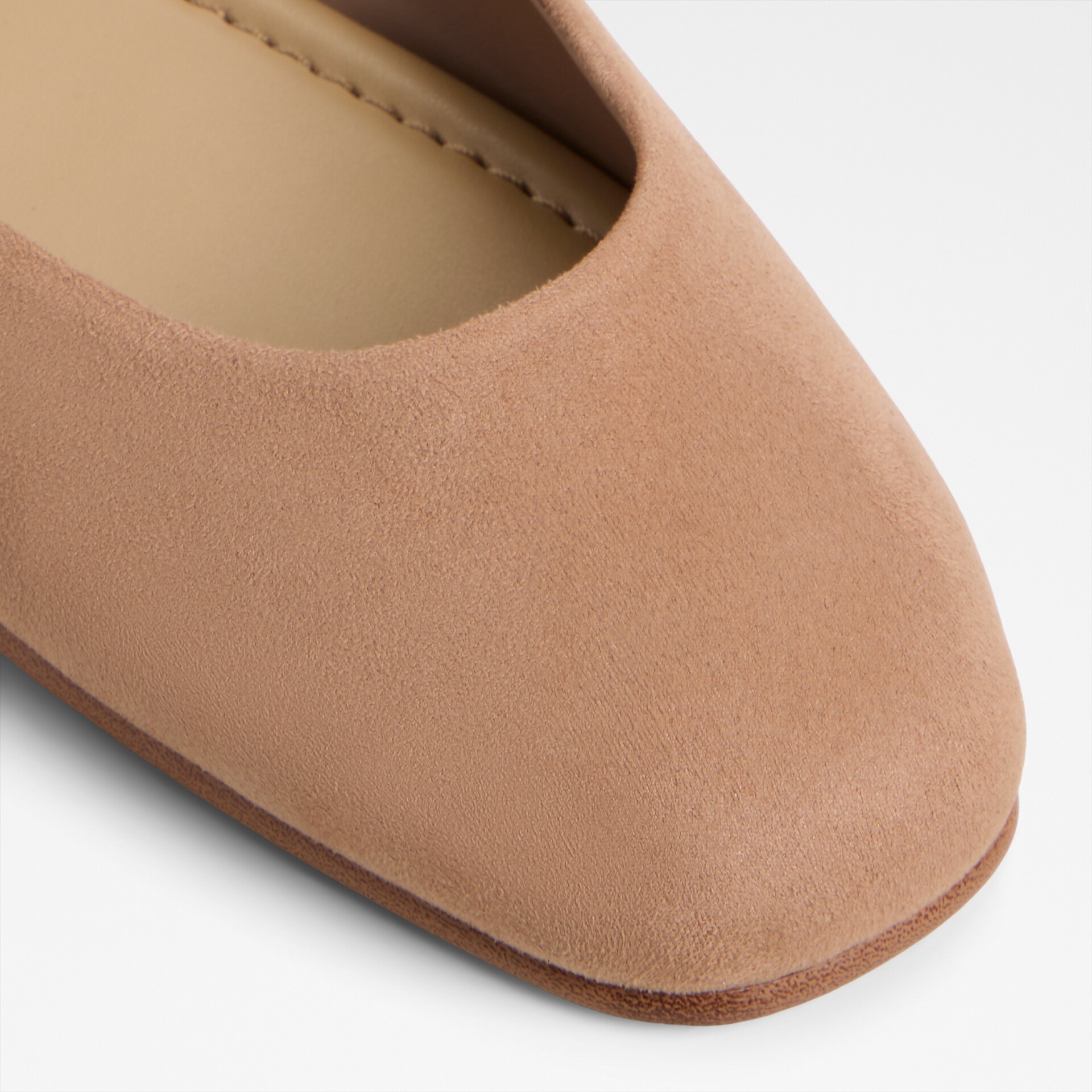 Sabrinas rasas para mulher em bege - MALAVOY240003027 | ALDO Portugal